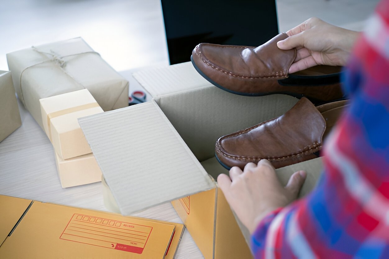 Top Private Label Shoe & Sneakers Manufacturers in india & USA | Kiwiind